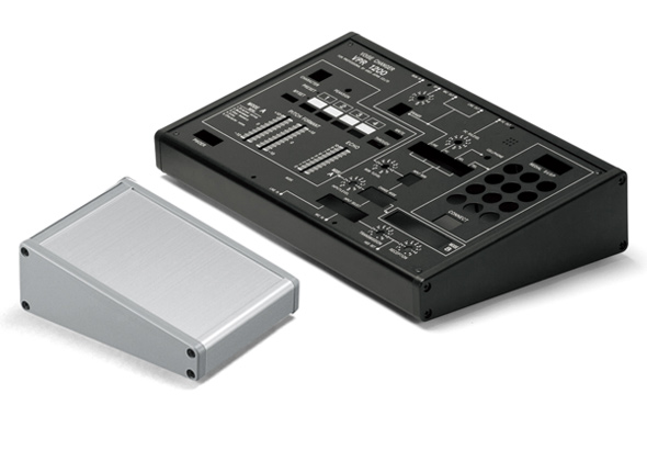 SLOPED ENCLOSURES・DESKTOP CONSOLE ENCLOSURES | PRODUCTS | TAKACHI ...