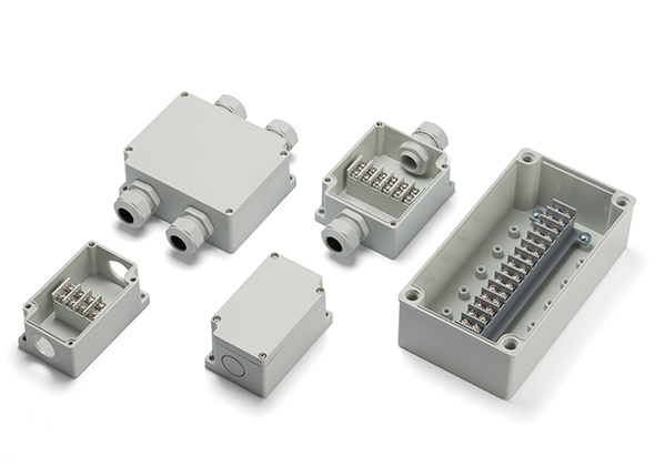 JUNCTION BOXES・TERMINAL BLOCK BOXES | PRODUCTS | TAKACHI - Manufacturer ...