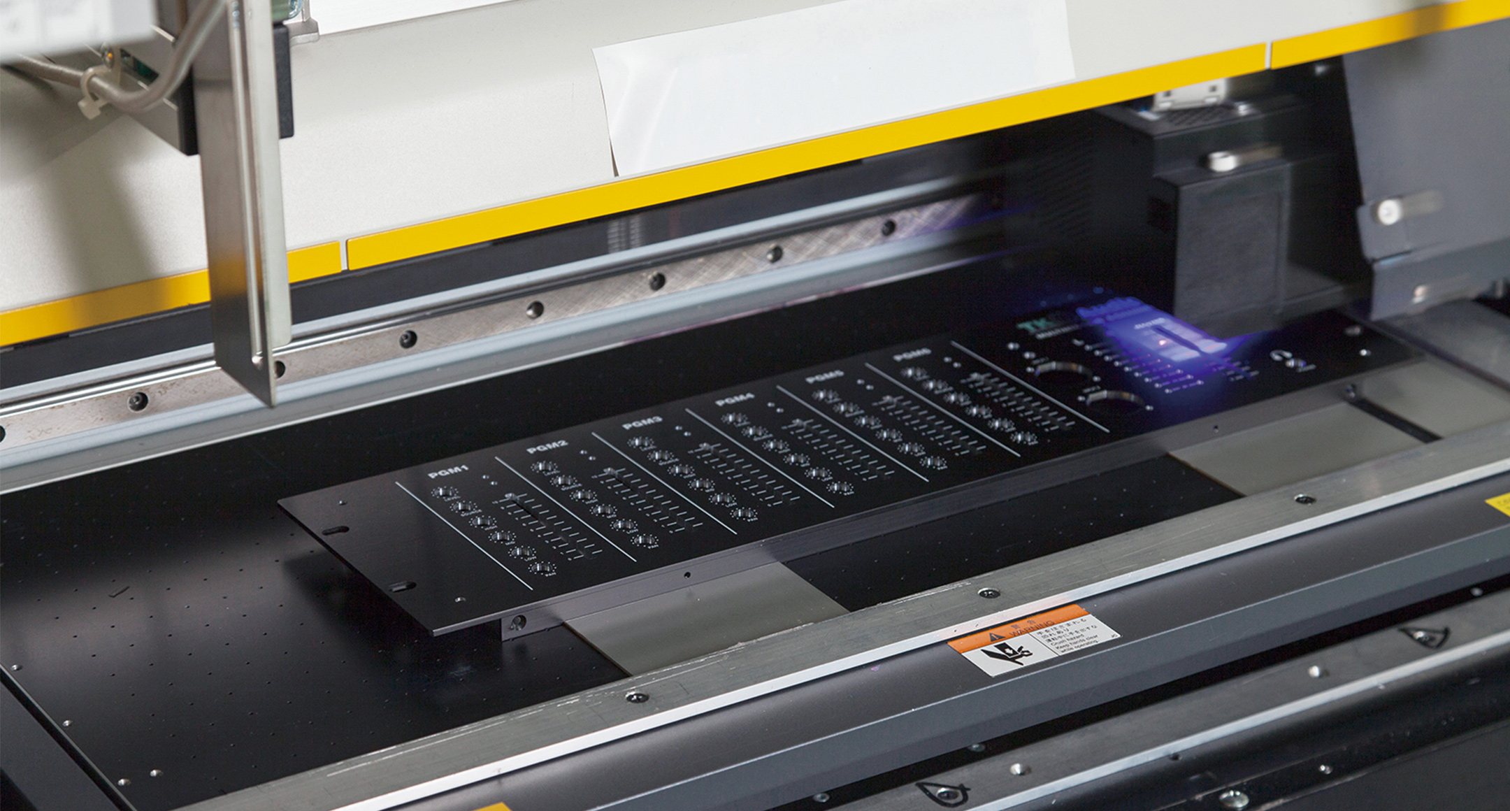 EIA RACK MOUNT ENCLOSURE - ER series | PRODUCTS | TAKACHI ...